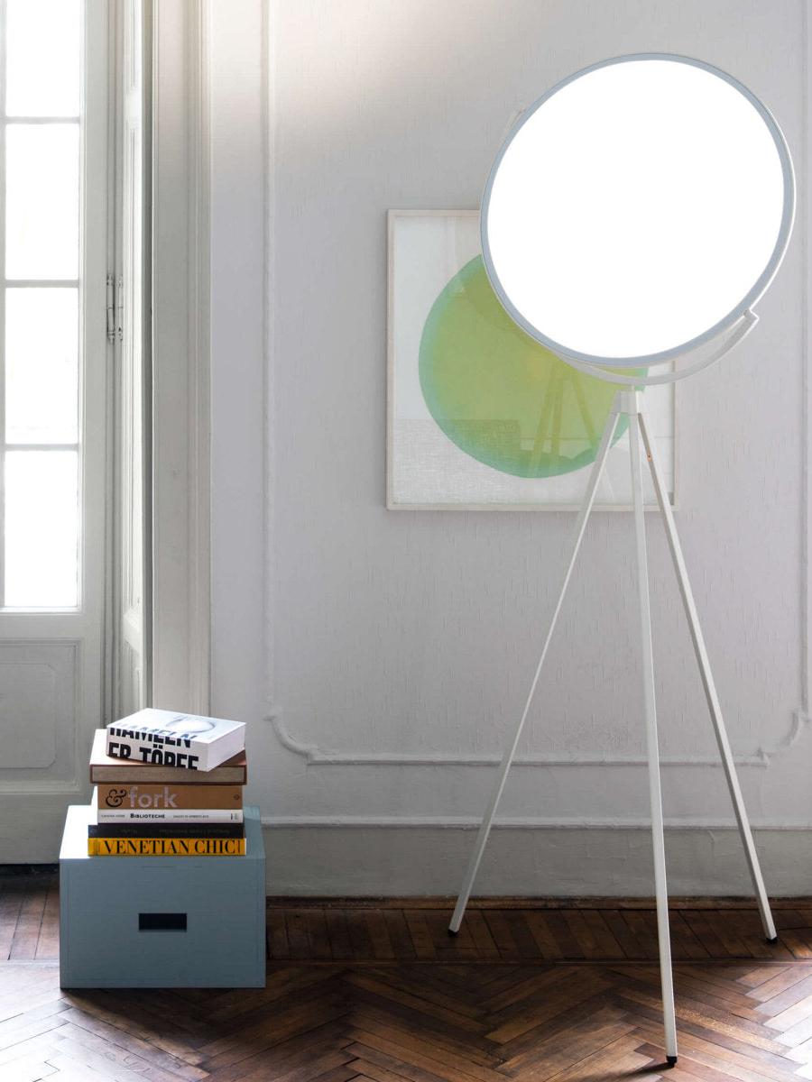 Superloon Floor Light