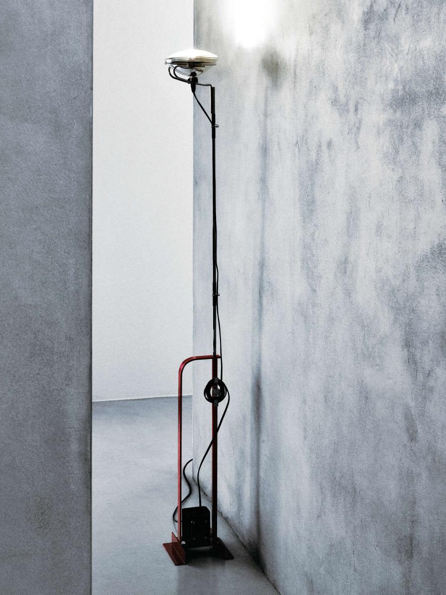 Toio Floor Light