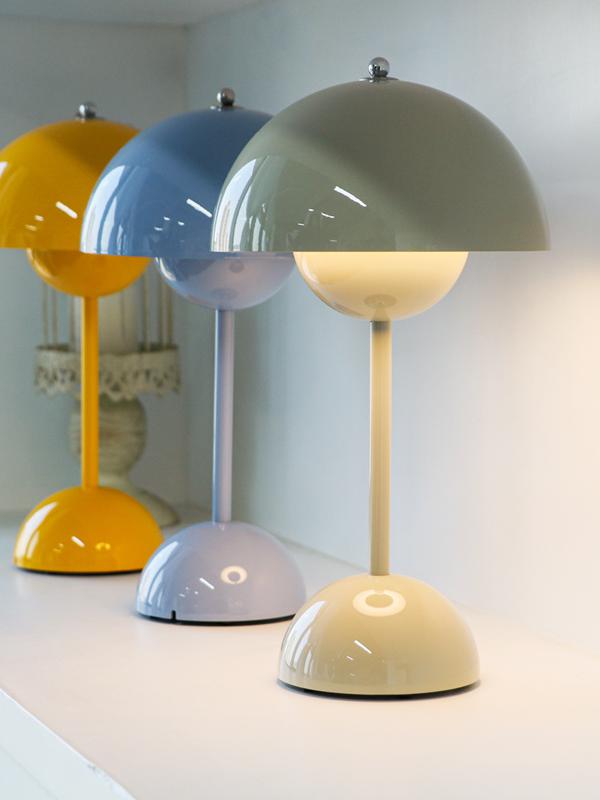 Flower Bud Portable Table Lamp