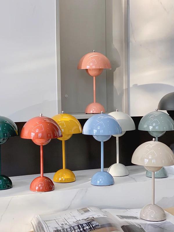 Flower Bud Portable Table Lamp