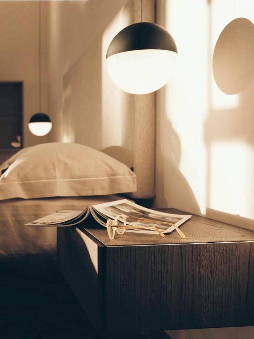 String Pendant Light