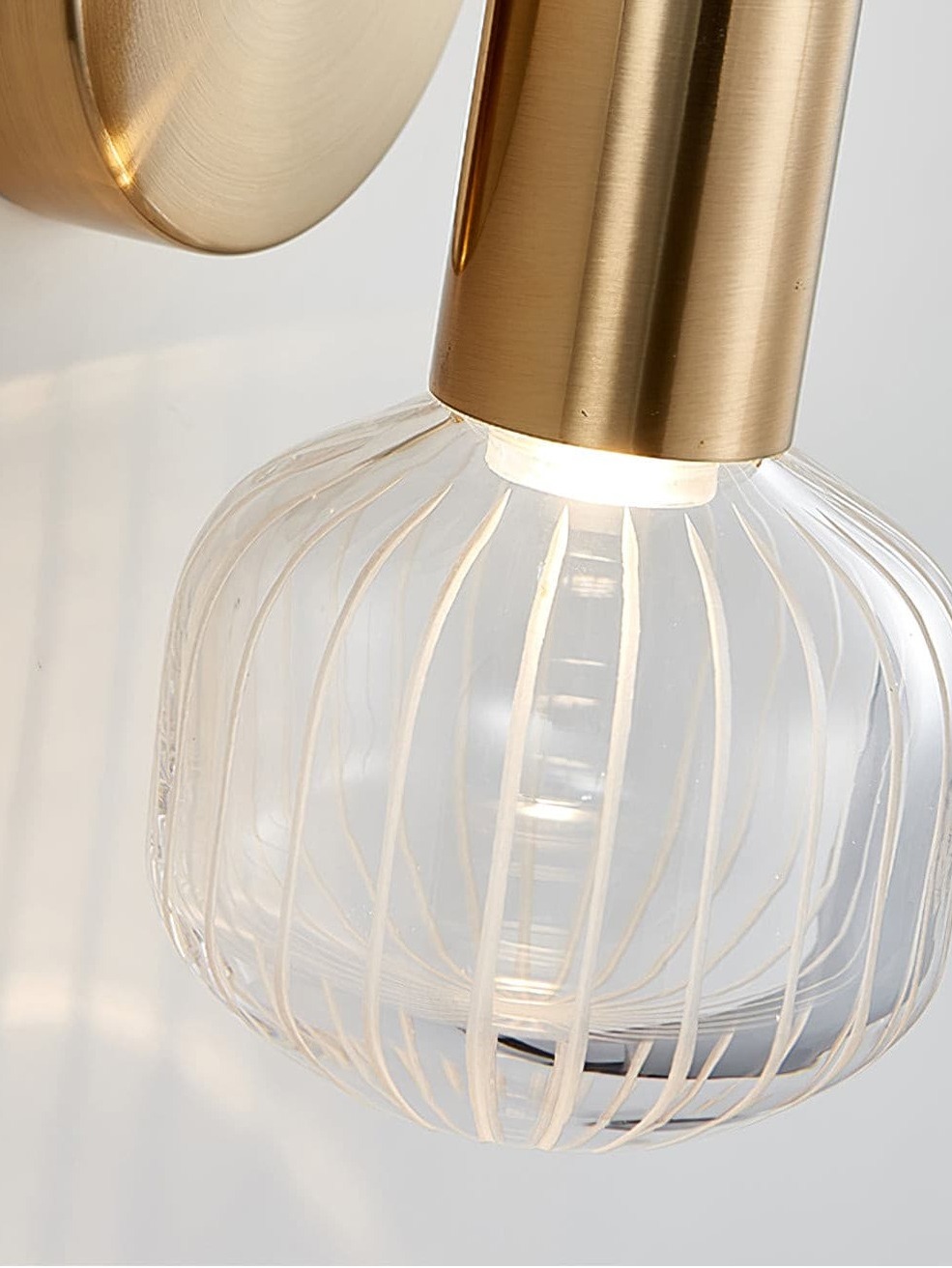 Glaive Wall Lamp