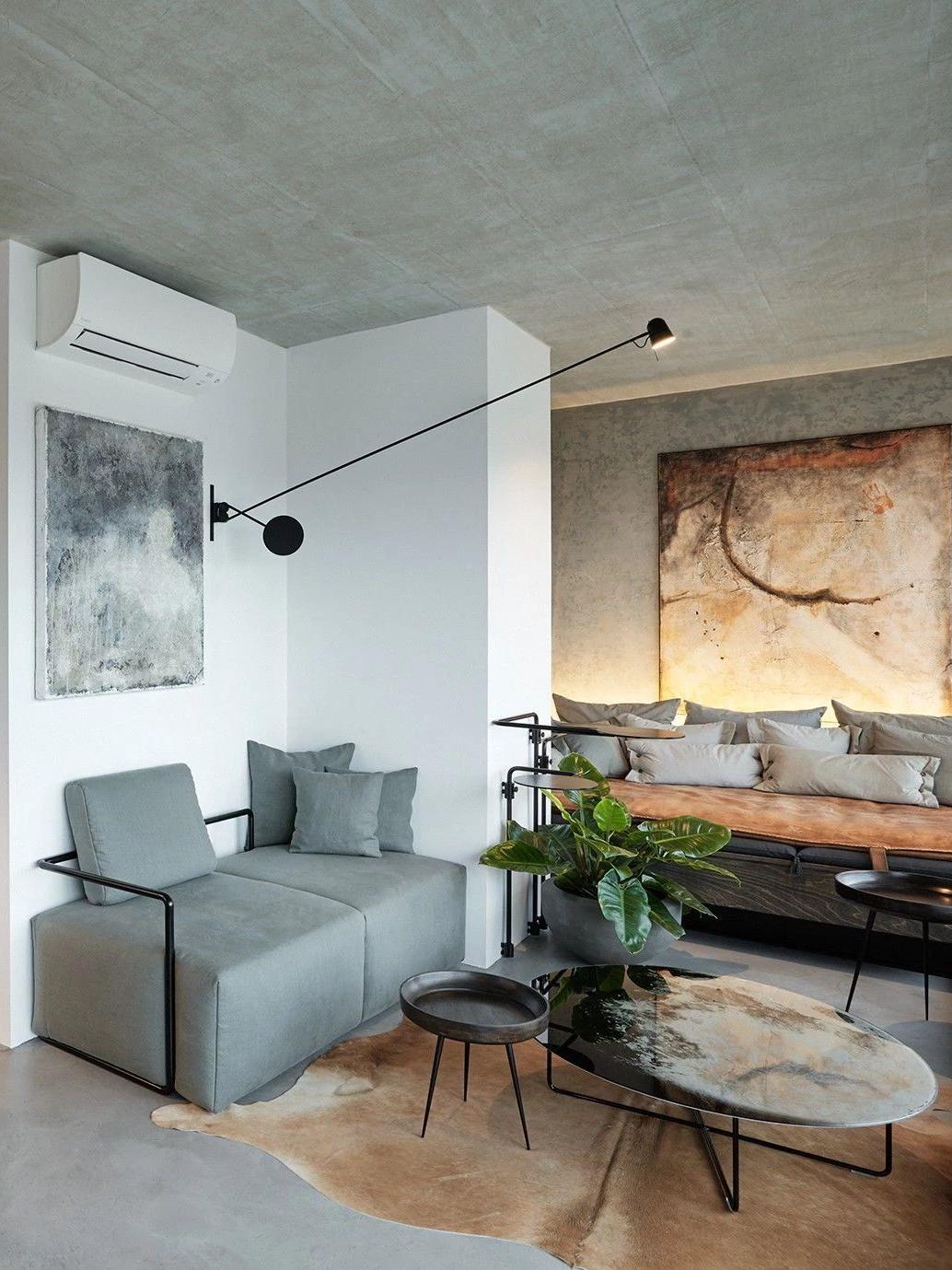 Counterbalance Wall Light