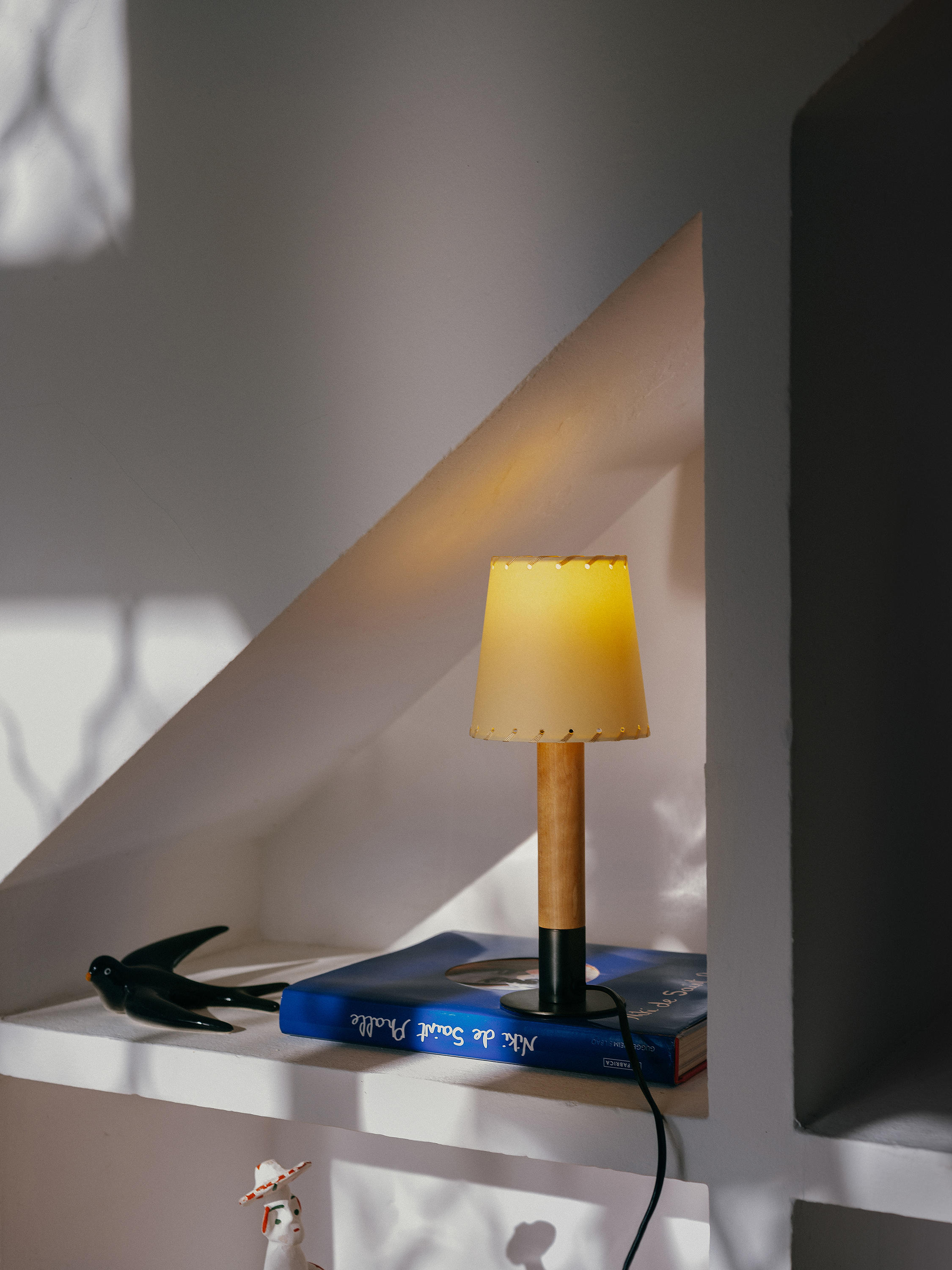 Basica M1 Table Light