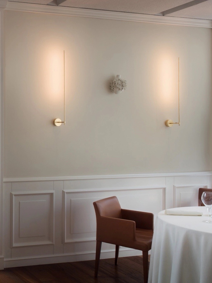 Chic Slender Light Stick Focusing Warm Atmosphere Bedside Wall Light